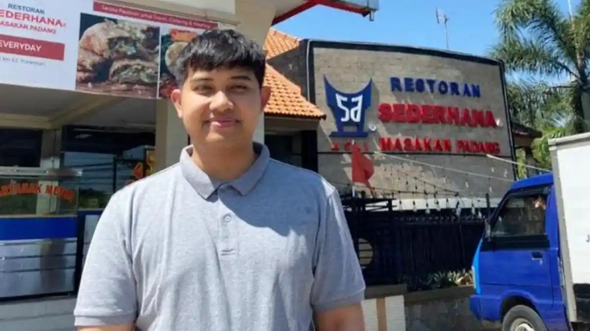 Sosok Pengusaha Muda Surabaya Afif Sony, Sukses Bisnis Masakan Padang ...