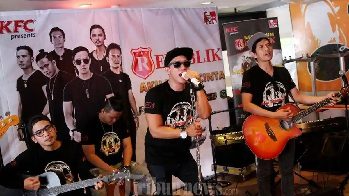 Lirik Lagu Sandiwara Cinta Republik - Tribun-sulbar.com
