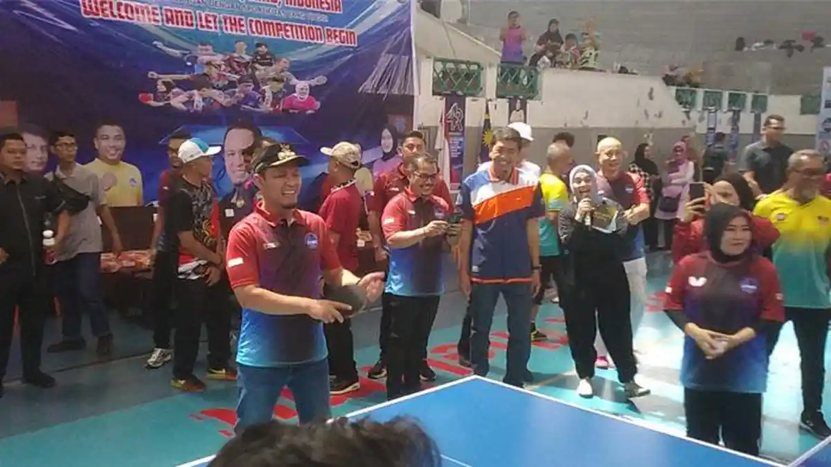 Wako Pekanbaru Buka Turnamen Tenis Meja KTMC III, dari Rekreasi ke ...