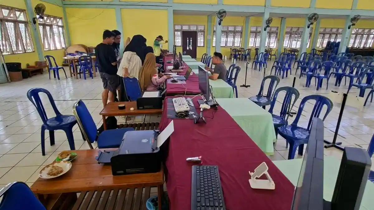Persiapan SPMB 2026–2027 di SMA Negeri 1 Rantau Tapin, Siapkan Posko ...