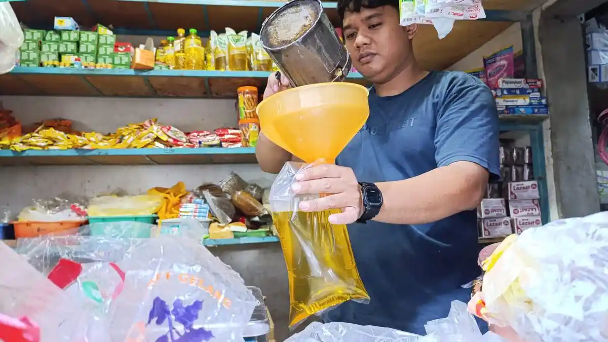 Naik Tajam, Harga Minyak Goreng Curah di Kota Blitar Capai Rp 21.000 ...