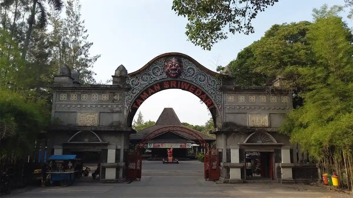 Kisah Dibangunnya Taman Sriwedari Solo, Belakangan Viral Gara-gara Rusa ...