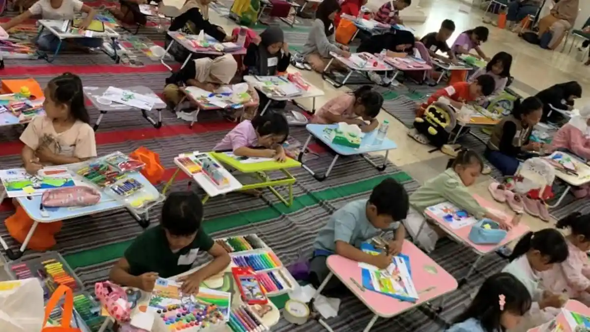 Mimpi Leo di Balik Kotak Pensil Warna, Datang ke Wisma Perdamaian untuk ...
