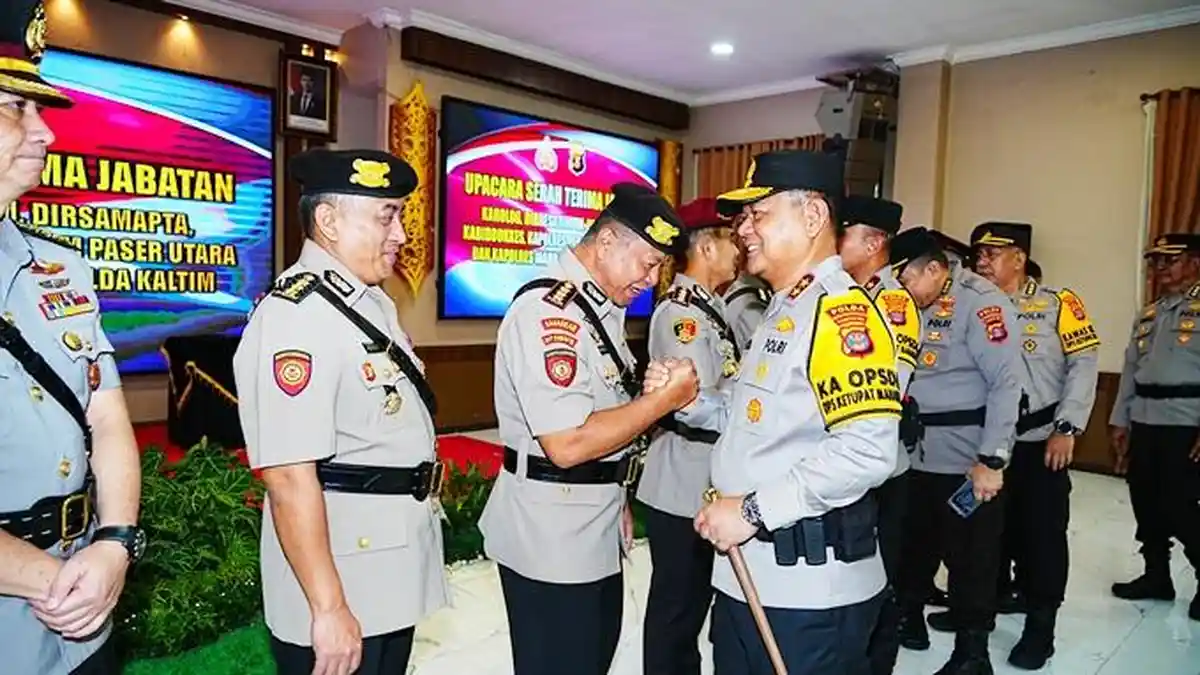 Kapolda Irjen Pol Endar Priantoro Pimpin Upacara Serah Terima Jabatan ...