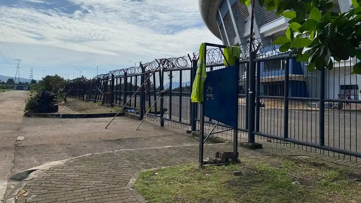 Bobotoh Boleh Patungan, VPC Awali Beri Bantuan Untuk Perbaikan Stadion ...