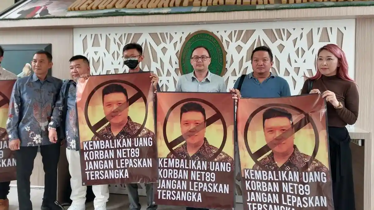 Rugi Ratusan Miliar, Korban Robot Trading Net89 Minta Hakim Tolak ...