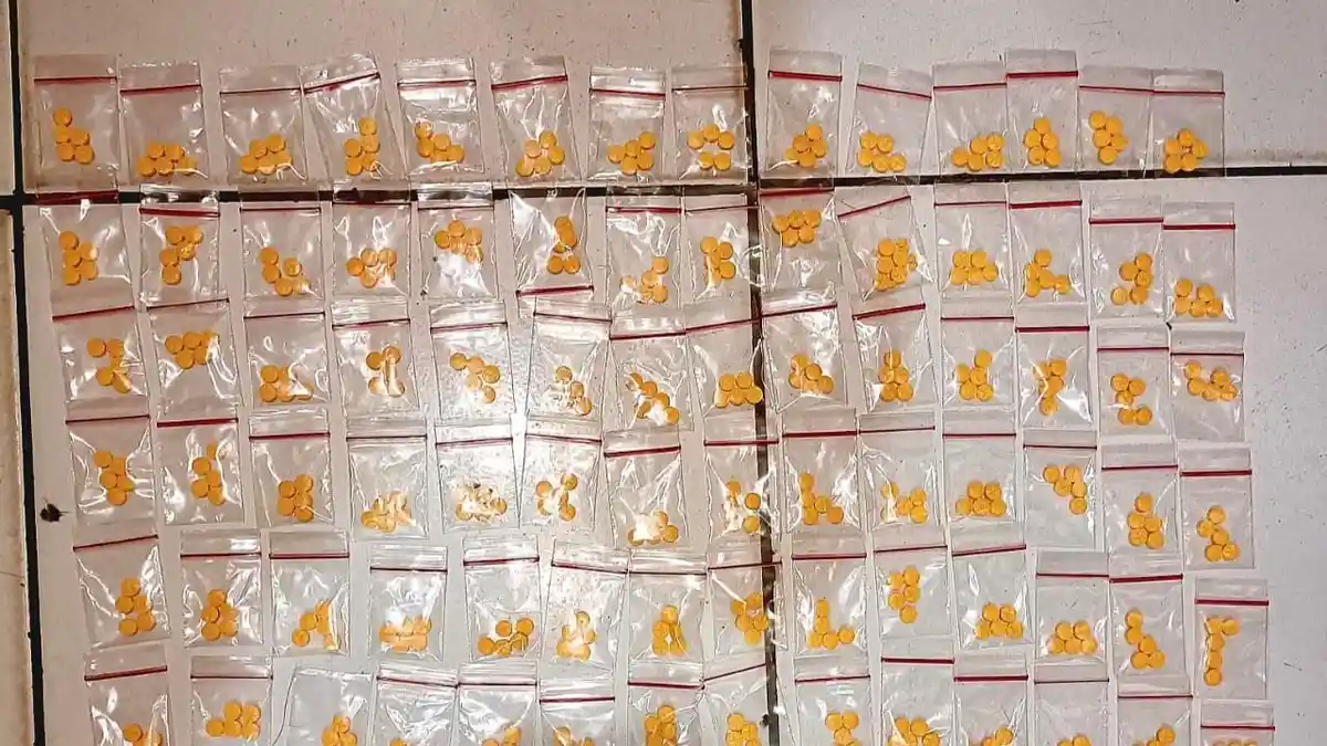 Dua Pengedar Obat Keras Ilegal di Tangerang Dibekuk, Ribuan Butir ...