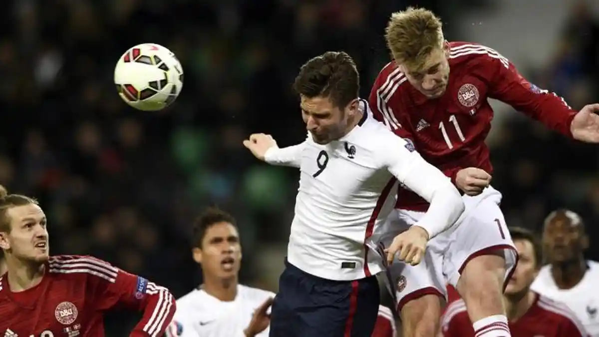 Jadwal Siaran Langsung Sepakbola Malam ini : ada Denmark vs Swiss ...
