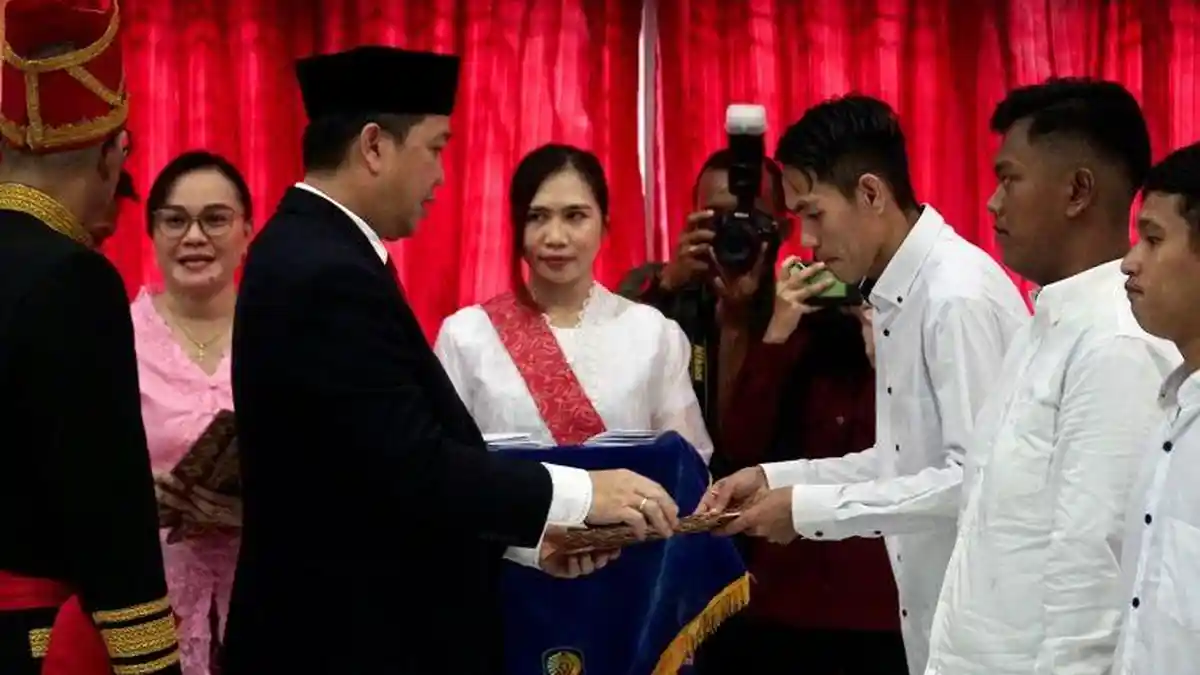 Serahkan Remisi HUT ke-79 Kemerdekaan RI, Ini Pesan Steven Kandouw ...