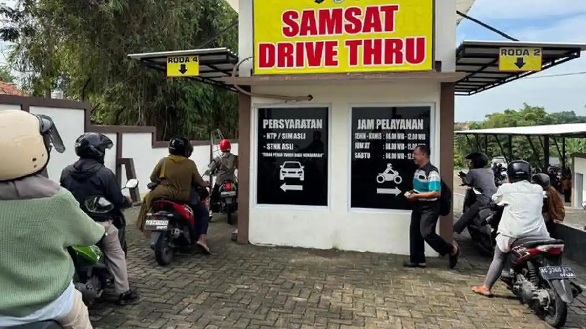 Pasca Kerusuhan, Layanan Samsat Katang Sementara Dipindah ke Pare ...