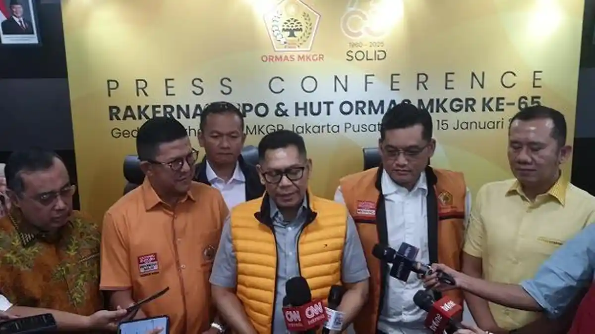 Beredar Isu Jokowi-Gibran Bakal Gabung Ormas MKGR, Adies Kadir: Kami ...