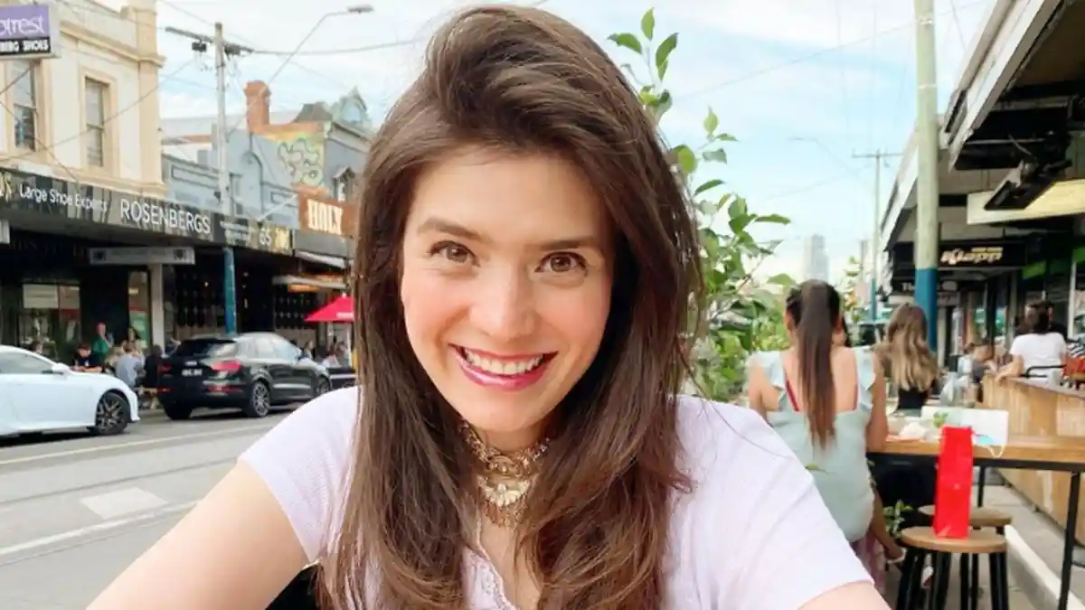 Profil Carissa Puteri, Aktris Kenamaan Asal Indonesia yang Kini Menetap ...