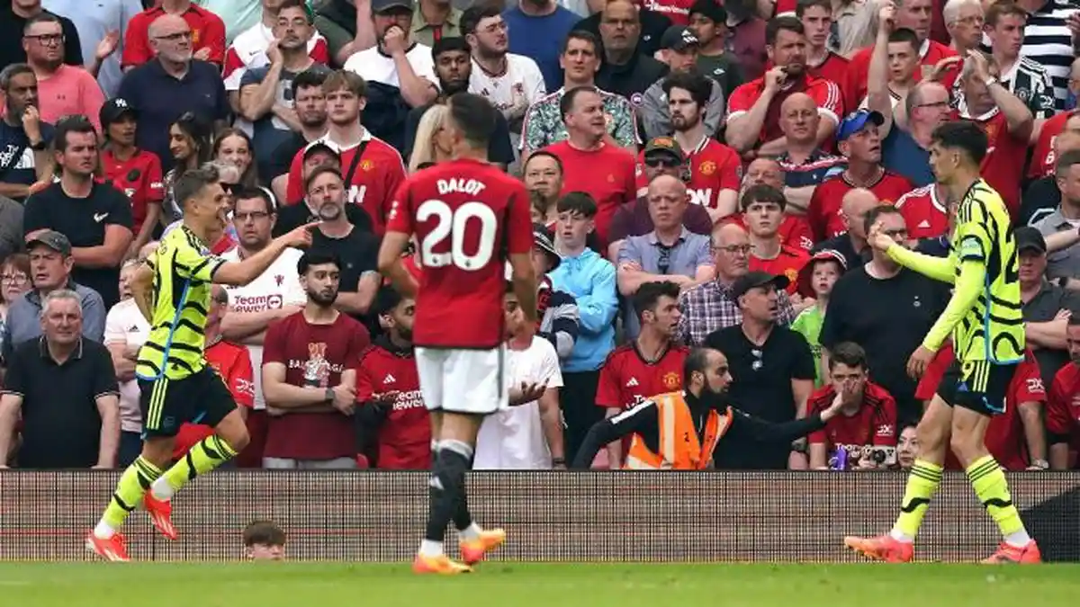Live Skor Hasil Manchester United vs Arsenal, Berburu Happy Ending di ...