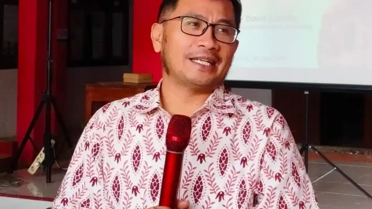 Papa Mama Anak Bareng Nyaleg, Ferry Liando: Diuntungkan Jejaring Parpol ...