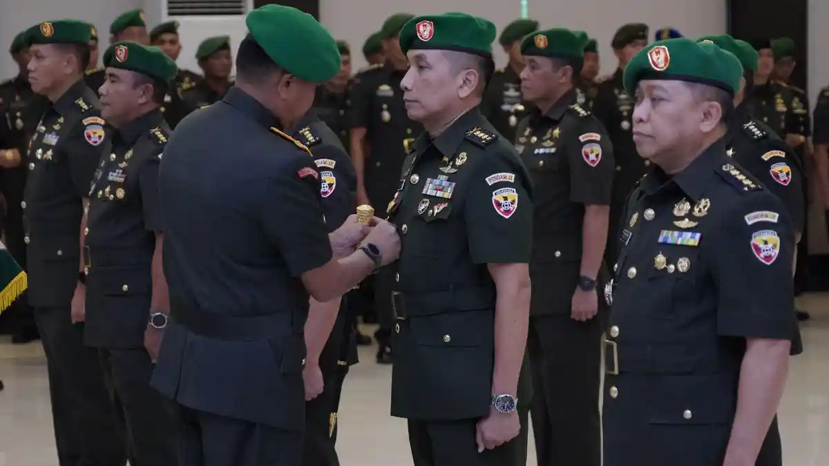 Baru Sebulan, Kolonel Kav Fadjar Diganti Kolonel Inf Agung Udayana ...