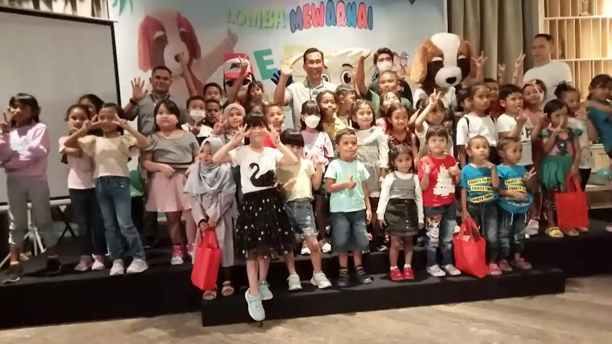 Swiss-bellcourt Kupang Jadikan Bernie Maskot Lomba Mewarnai dengan ...