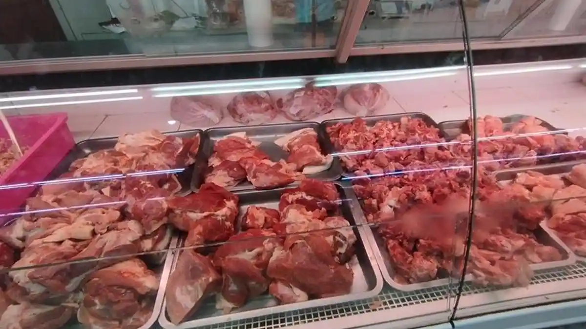 Daftar Harga Daging Babi di Pasar Swalayan Manado Sulawesi Utara ...