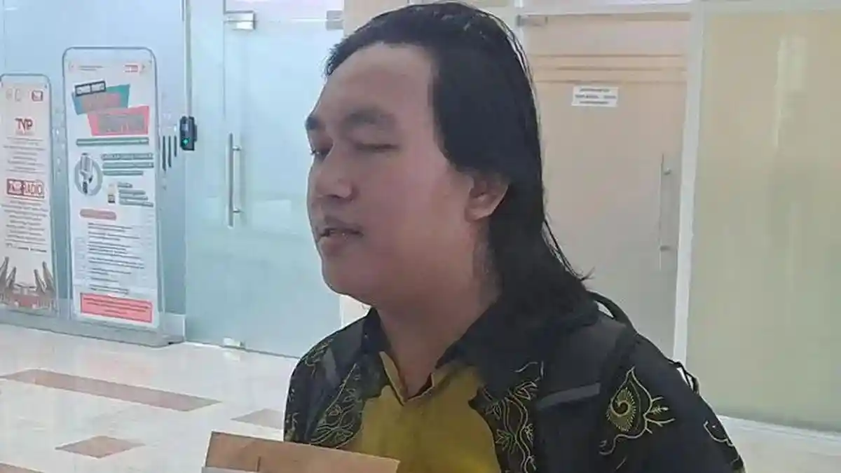 Kondisi Terbaru Andrie Yunus Setelah Disiram Air Keras, Mata Kanan Luka ...