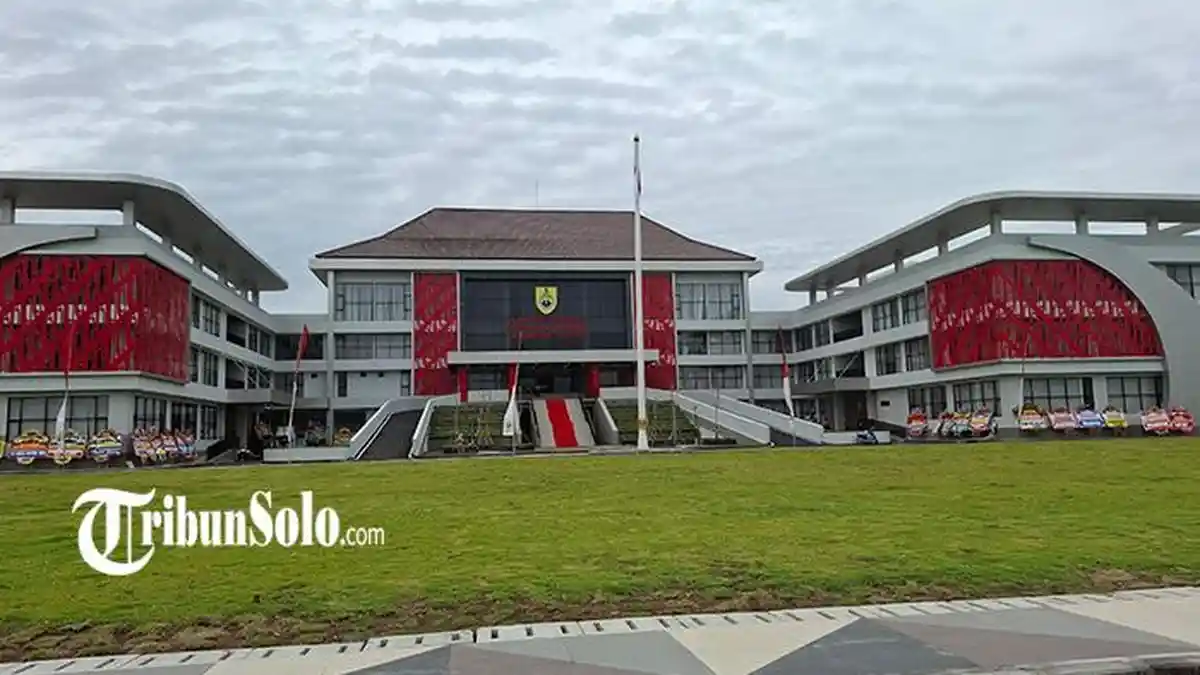 Jangan Kecelik! Mulai Hari Ini, Kantor Pemkab Sragen Resmi Pindah ke ...