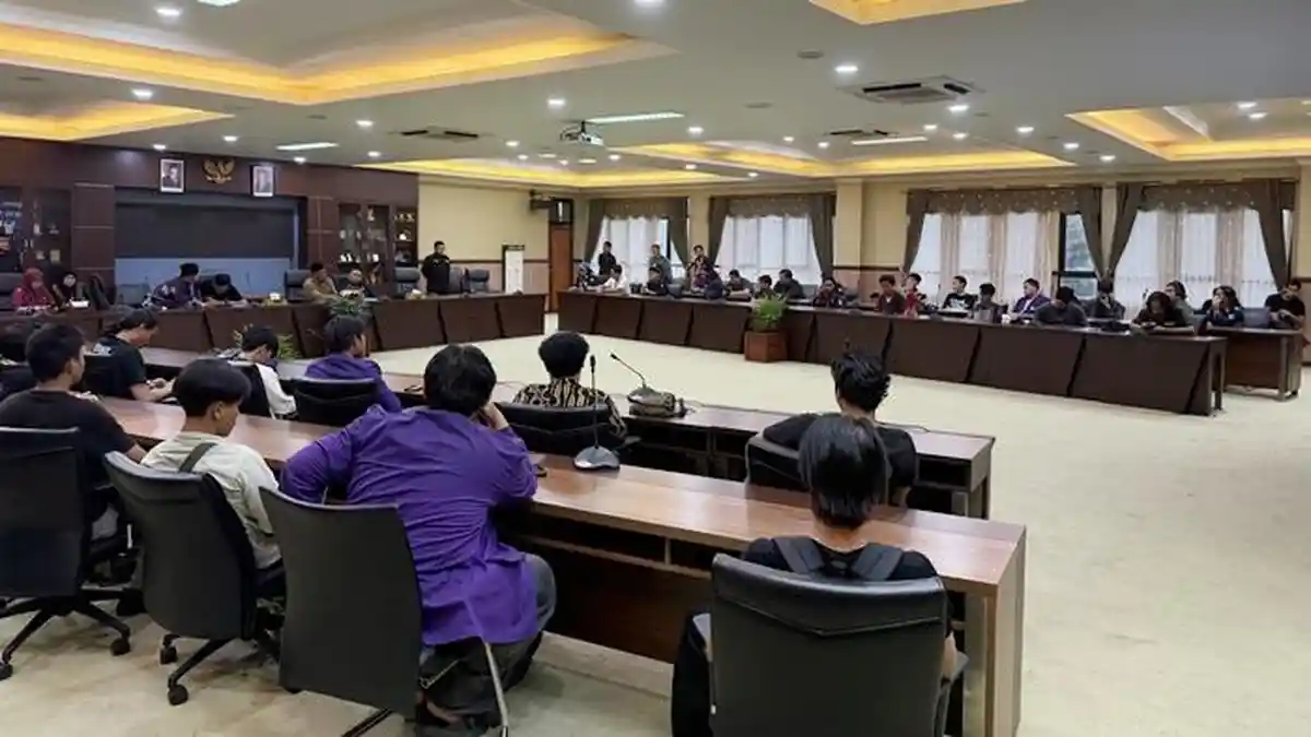 DPRD Kukar Siap Kawal Tuntutan Mahasiswa Terkait Evaluasi Program ...