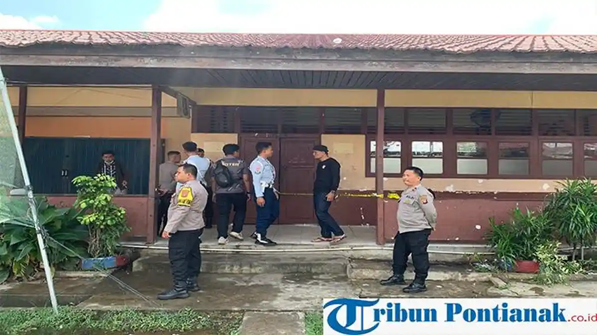 BREAKING NEWS - Ledakan di SMPN 3 Sungai Raya Kubu Raya, Situasi Sempat ...