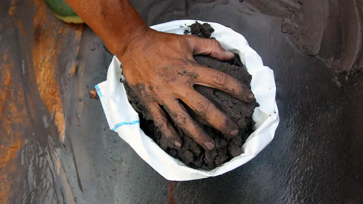 Timah Disebut Bisa Jadi Mineral Strategis Demi Masa Depan Indonesia ...