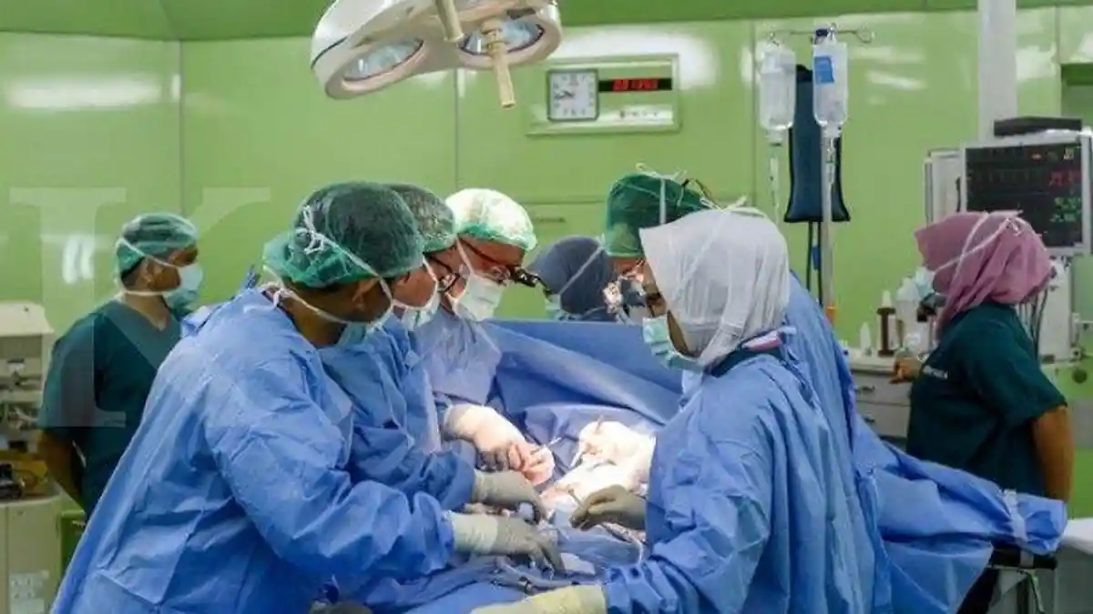 4 Fakta Nanie Darham Diduga Meninggal Karena Malpraktik Operasi Sedot ...