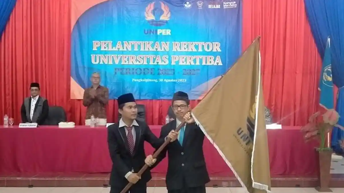 Resmi Dilantik, Suhardi Jabat Rektor Pertama Universitas PERTIBA ...
