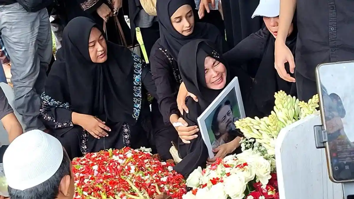 Cerita Karina Ranau saat Epy Kusnandar Tiba-tiba Datang ke Warung Makan ...