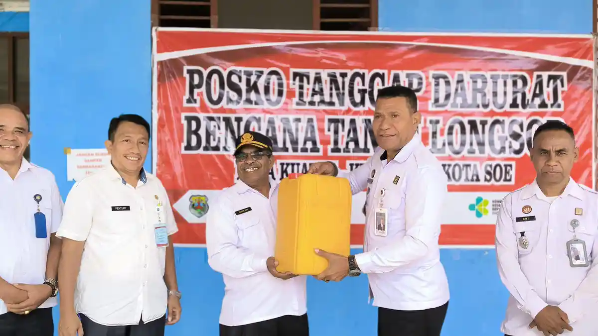 Rutan SoE Salurkan Bantuan Sosial bagi Korban Bencana di Desa Kuatae ...