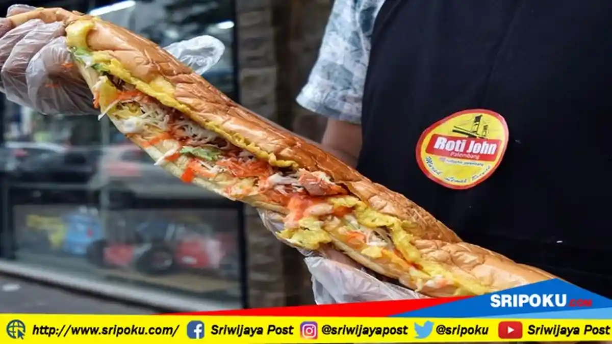Roti John Palembang, Roti Monster Berukuran 50 Cm Jadi Makanan Kekinian ...
