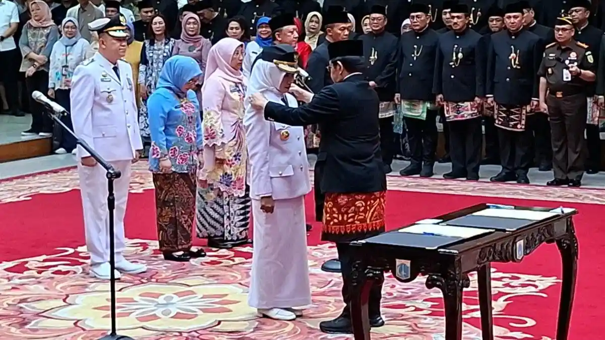 Iin Mutmainnah Resmi Dilantik sebagai Wali Kota Jakarta Barat, Ini ...