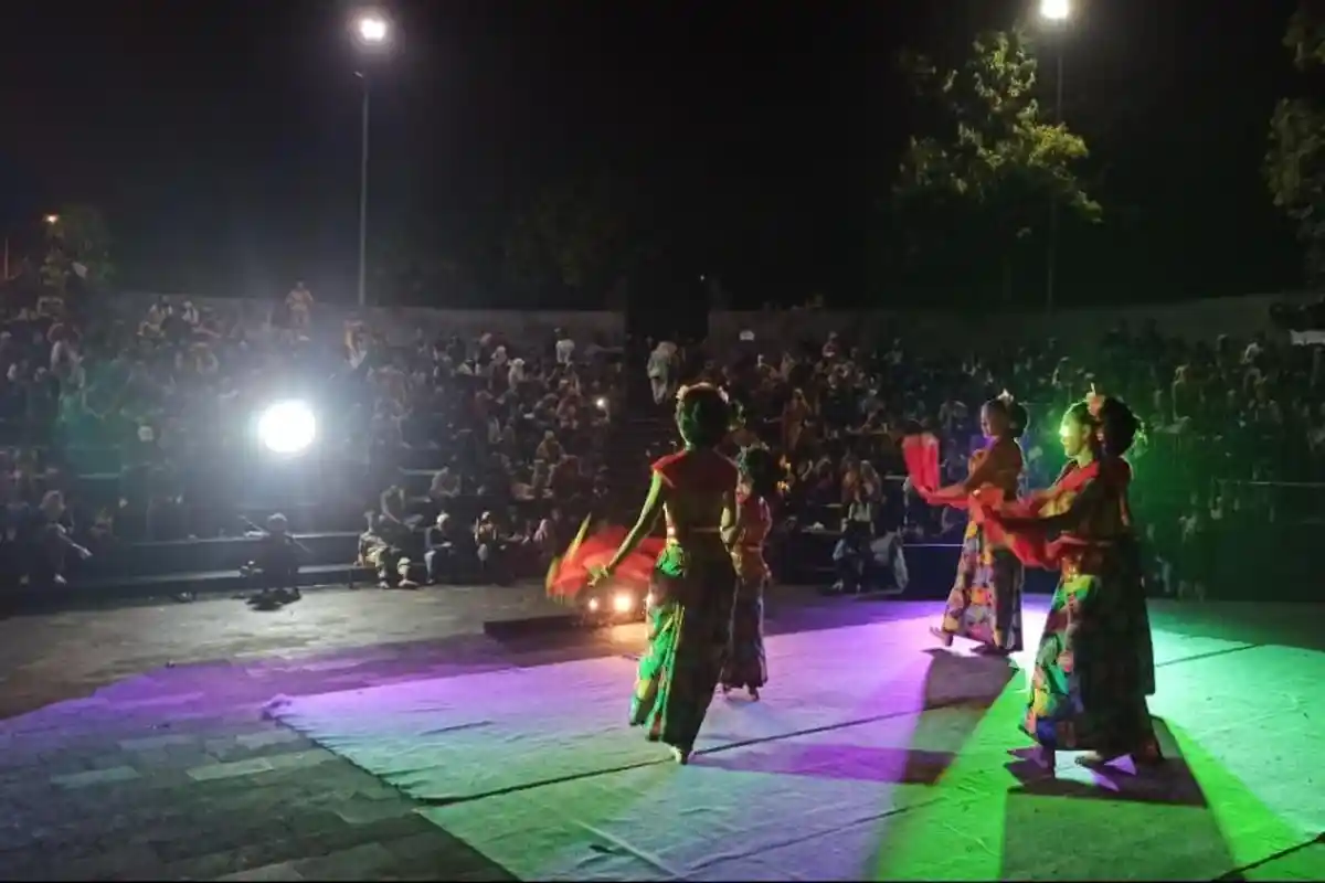 Aktivasi Ruang Ekspresi, Beragam Tarian Meriahkan World Dance Day di ...