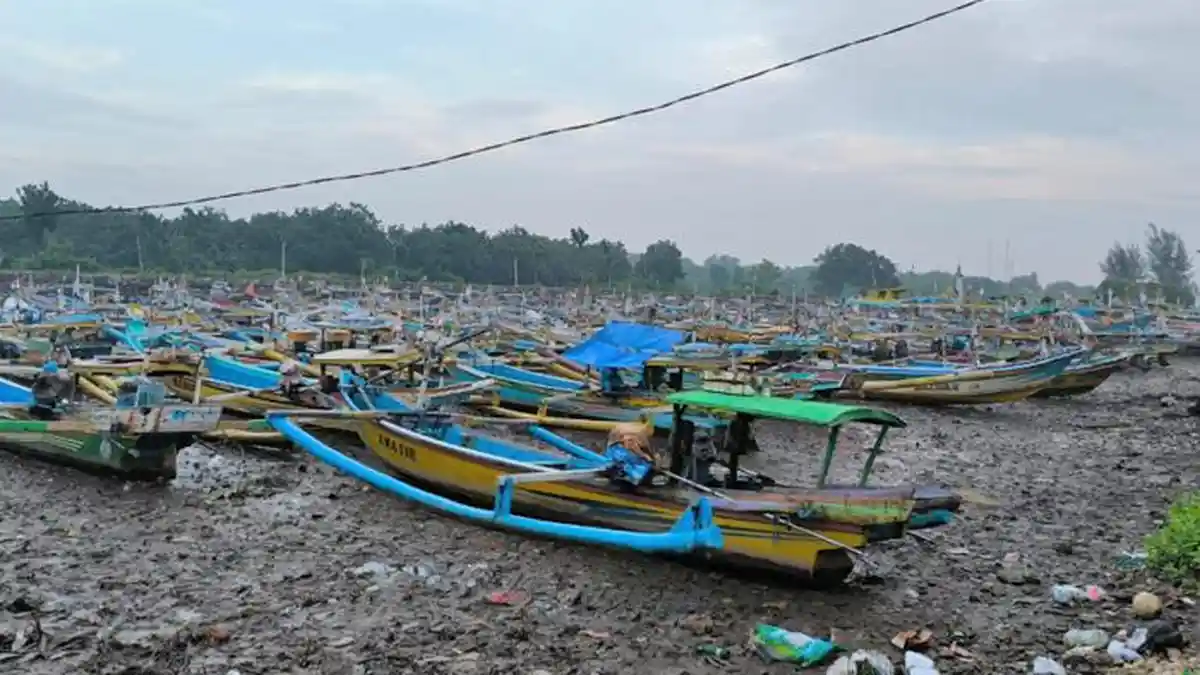 Nelayan Desa Puger Wetan Jember Sudah 2 Pekan Tak Melaut Akibat ...