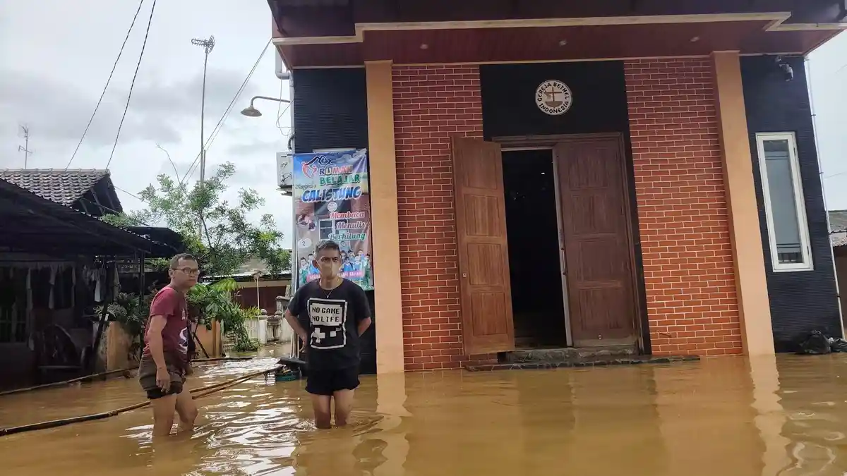 Akibat Banjir, Gereja di Pati Gelar Ibadah Daring dan Jadi Posko ...
