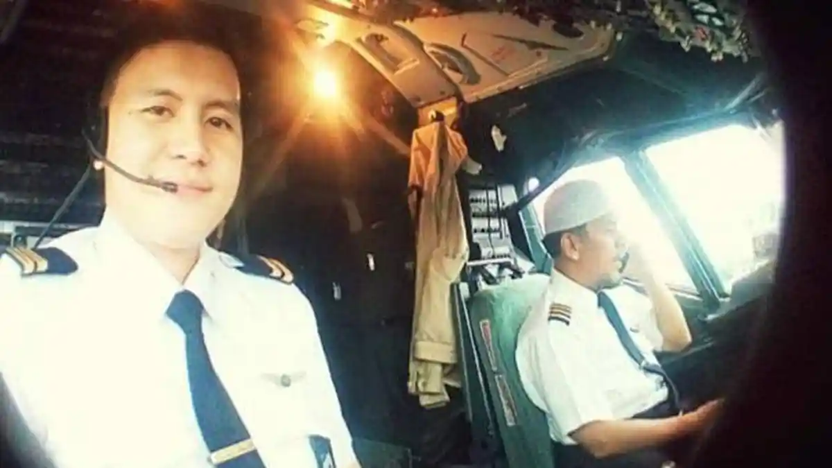 Sriwijaya Air Jatuh - inilah Sosok Kapten Afwan Pilot Sriwijaya Air SJ ...