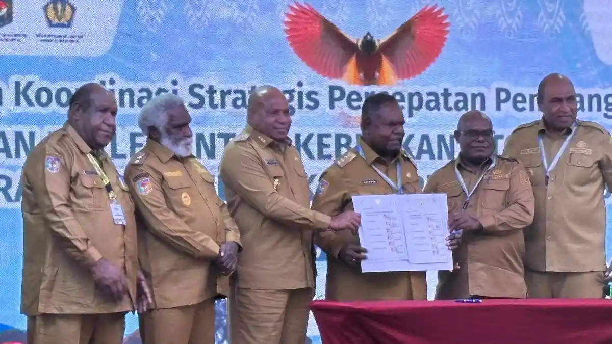 6 Gubernur Se-Papua Teken 12 Poin Kesepakatan Timika Demi Pembangunan ...