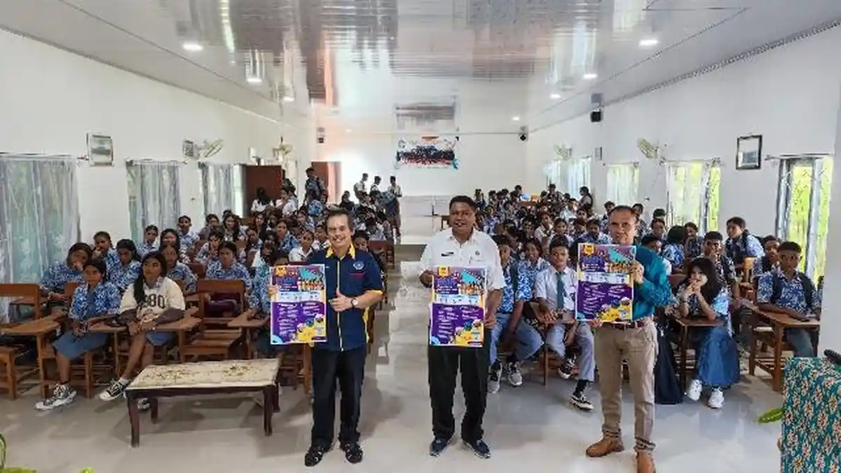 UKAW Kenalkan Penerimaan Mahasiswa Baru TA 2025/2026 ke Siswa SMAN 9 ...