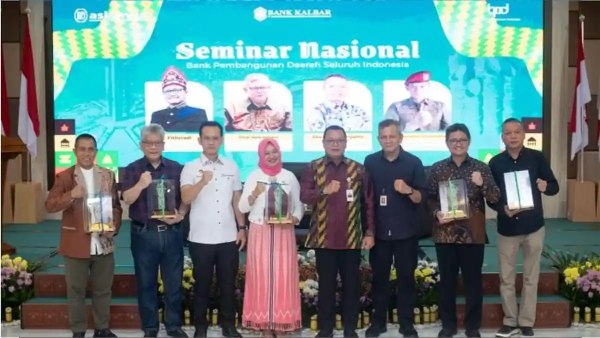 Nasabah bank bjb Memenangkan Hadiah Ratusan Juta Rupiah pada Undian ...