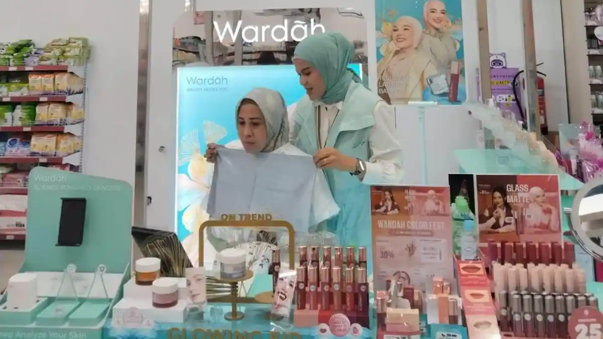 Wardah Color Fest Hadir di Citra Cosmetic Boulevard - Tribun-timur.com