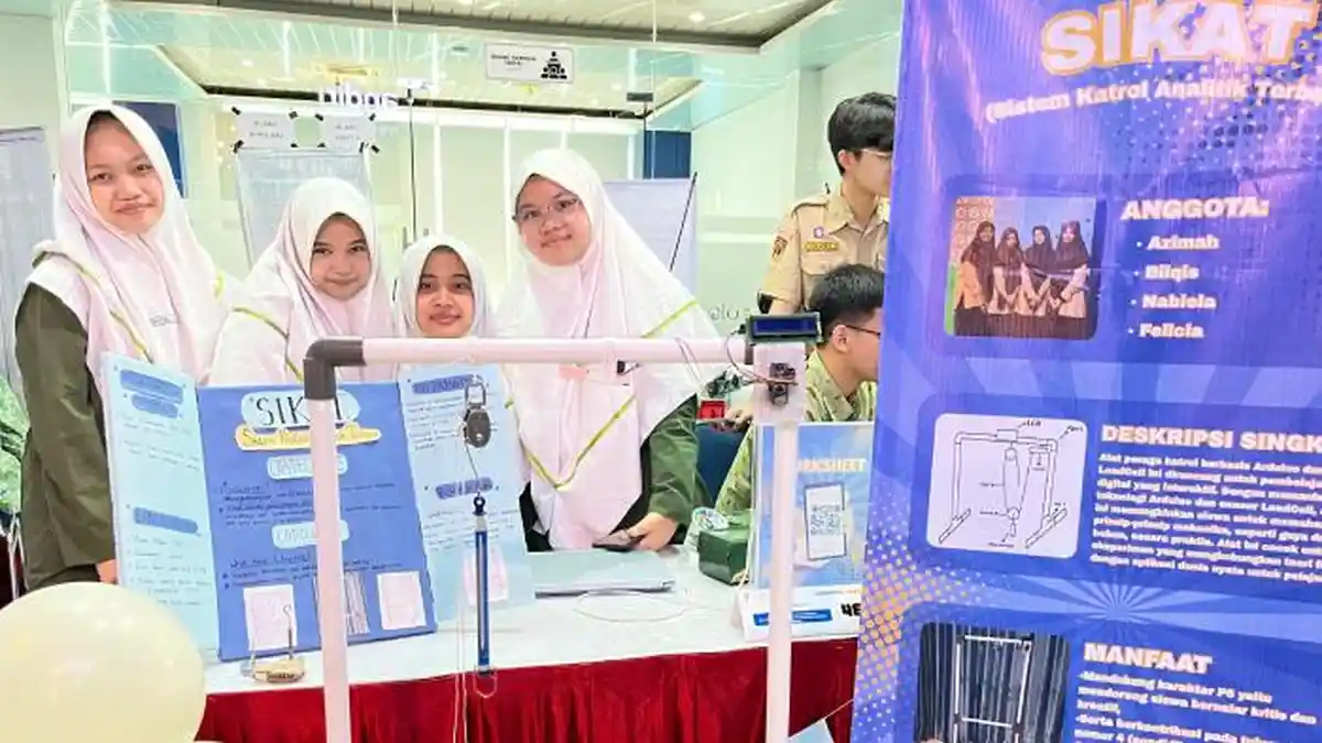 Keren! SMP ABBS Tampilkan Inovasi Unggulan di Ajang KRENOVA 2025 Solo ...
