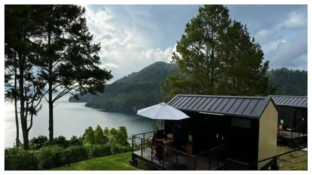 Penginapan di Bobocabin Patra Parapat, di Tepian Danau Toba Cocok Untuk ...