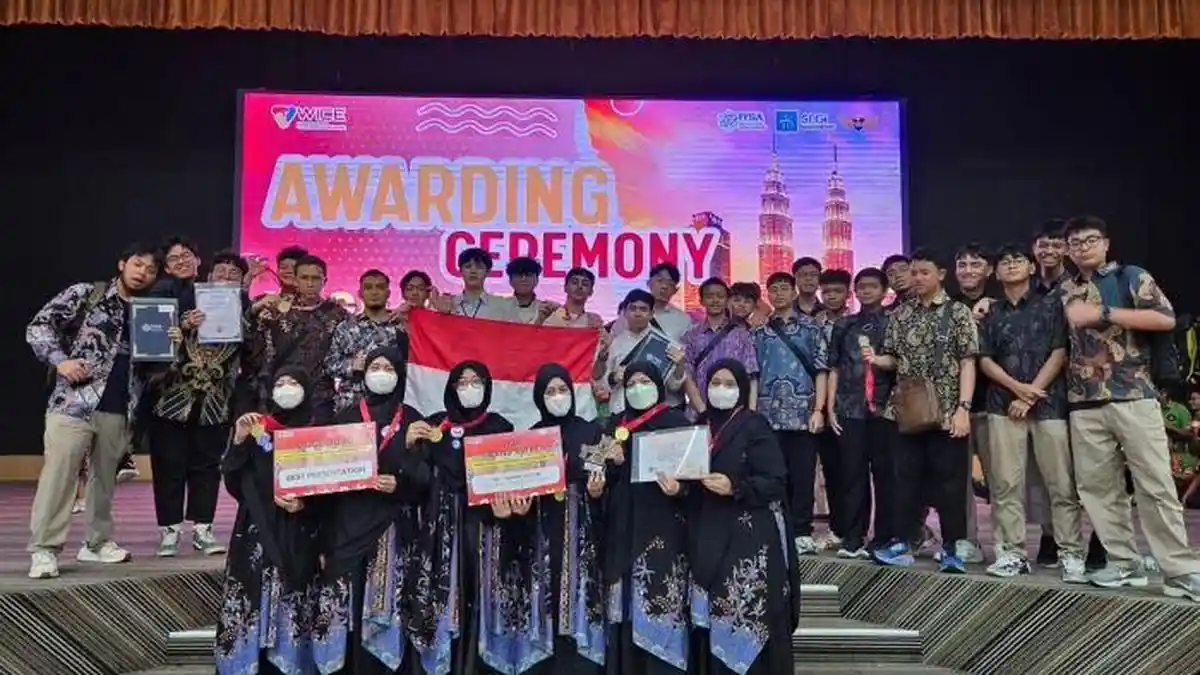 Pelajar FIWA School Bogor Juara Umum Kompetisi Sains Dunia WICE 2025 ...
