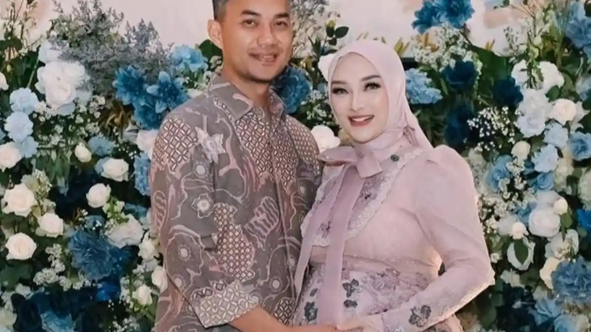 Zaskia Gotik Melahirkan, Istri Sirajuddin Mahmud Ungkap Perjuangan ...