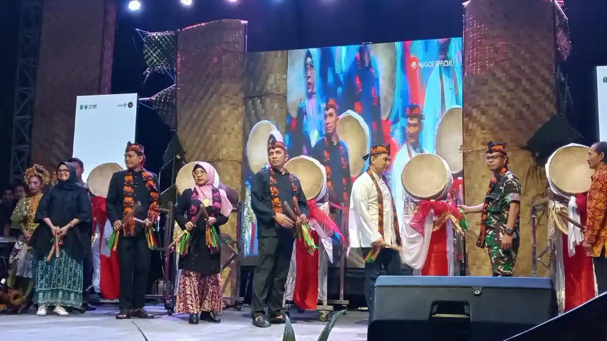 Buka Festival Gebrag Ngadu Bedug di Pandeglang, Wagub Banten: Tetap ...