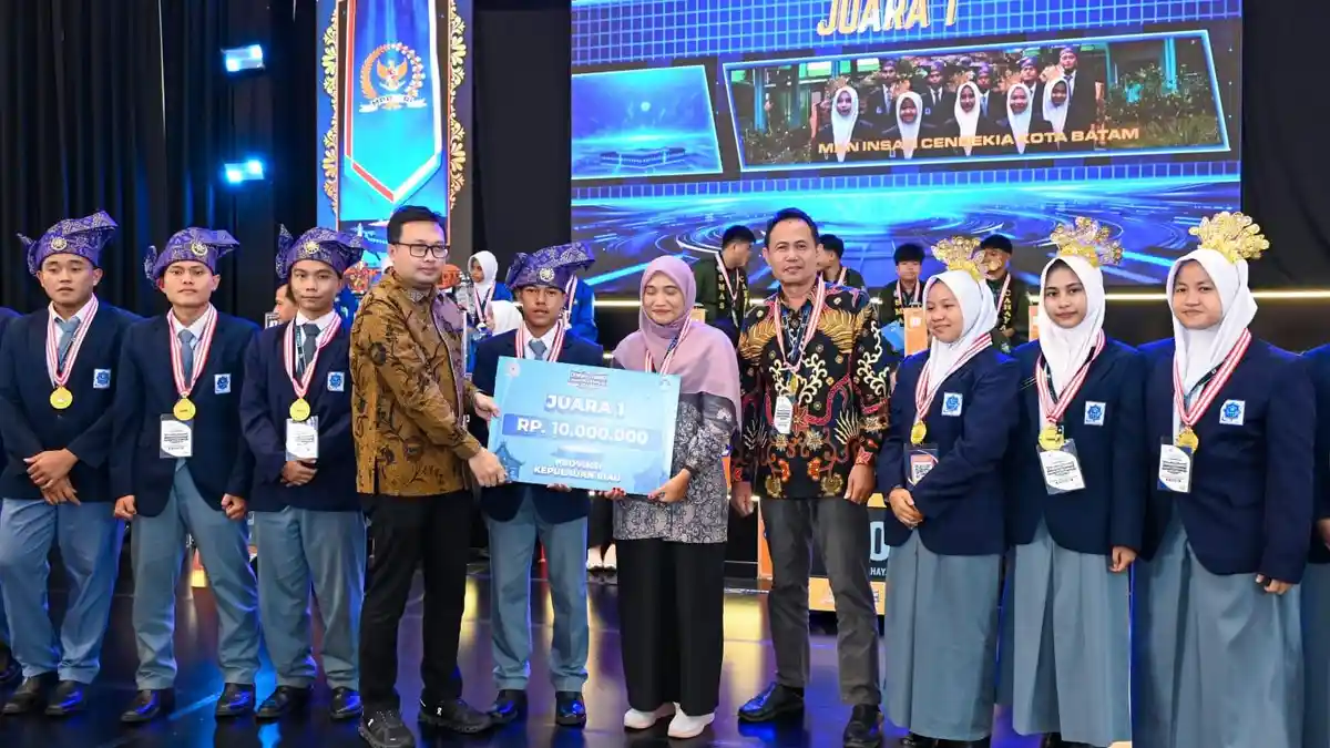Juara LCC Empat Pilar MPR Kepri 2026, MAN Insan Cendekia Kota Batam ...