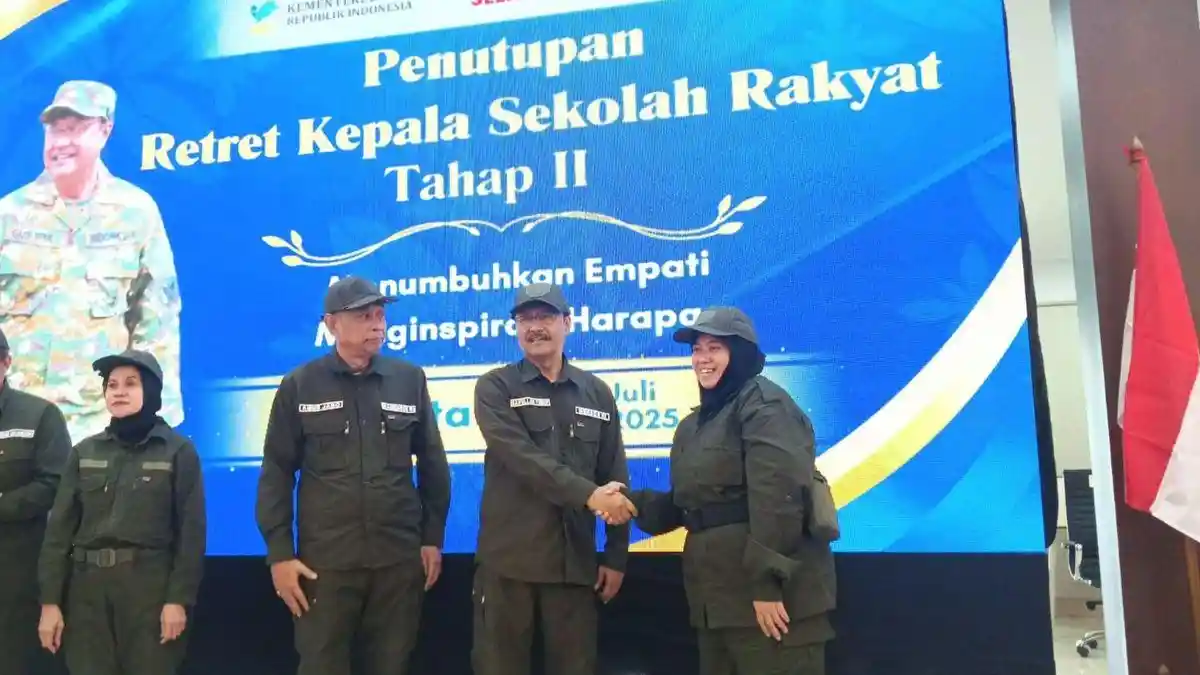 Opini: Sekolah Rakyat, Peluang Meningkatkan Mutu Pendidikan dan Memutus Rantai Kemiskinan - Pos ...