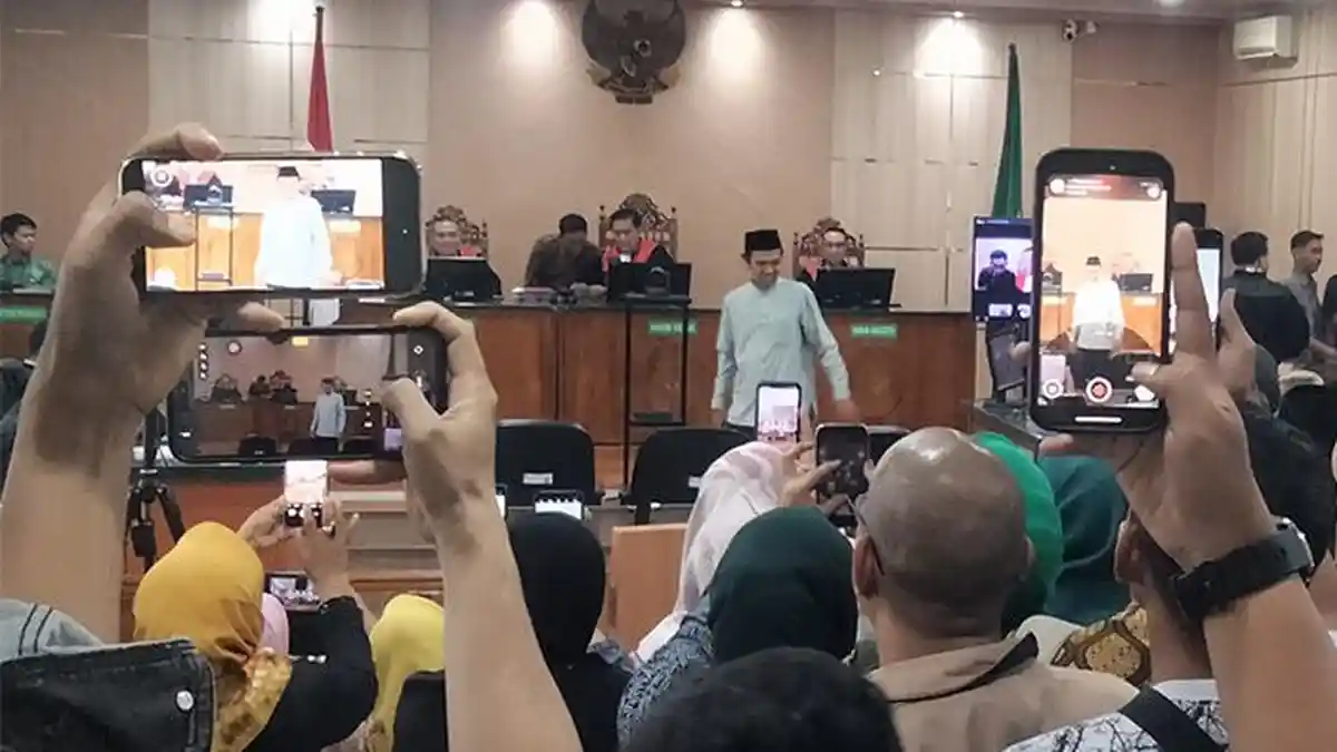 Kuasa Hukum Abdul Wahid Nilai Kesaksian UAS Perkuat Pembelaan di ...