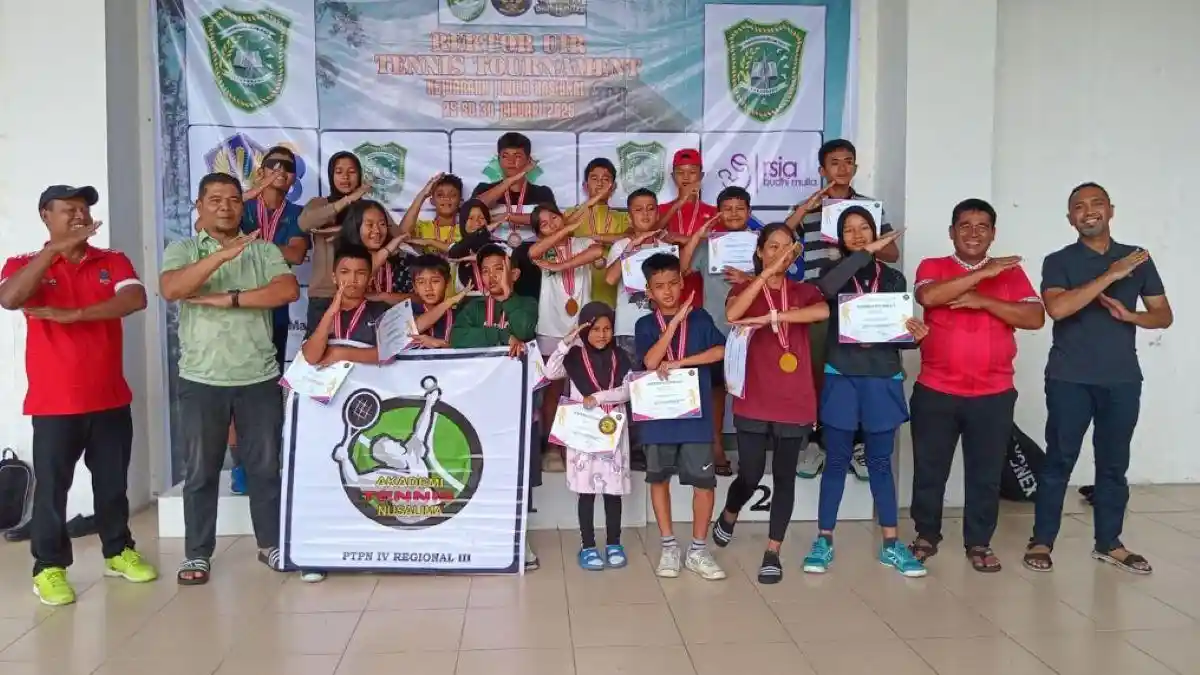 Atlet Tenis Junior PTPN IV Regional III Juara Umum Kejurnas Series II ...