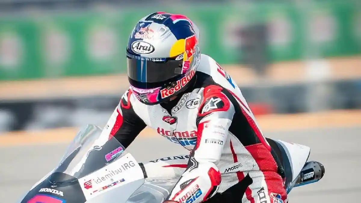 Veda Ega Terjatuh di Lintasan FP2 Moto3! Jadwal Sprint Race MotoGP ...